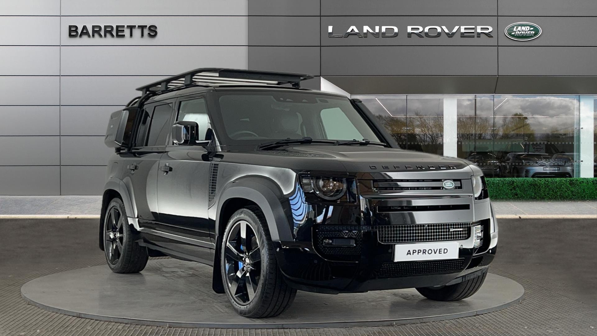 New Land Rover Defender Trophy Edition 2025 review: a family SUV for ...