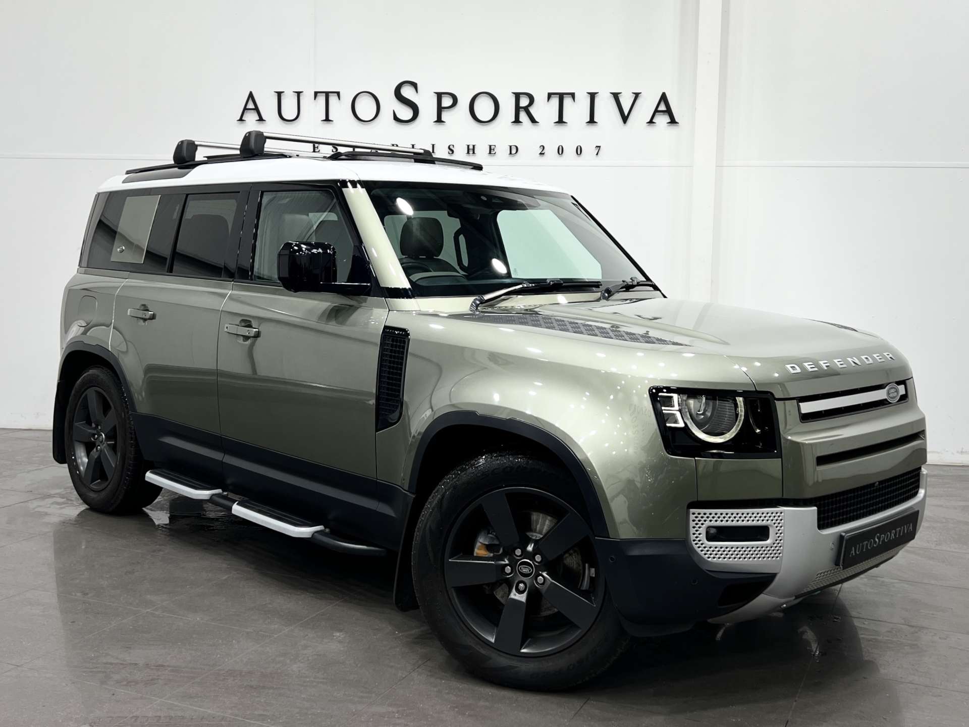 New Land Rover Defender Trophy Edition 2025 review: a family SUV for ...