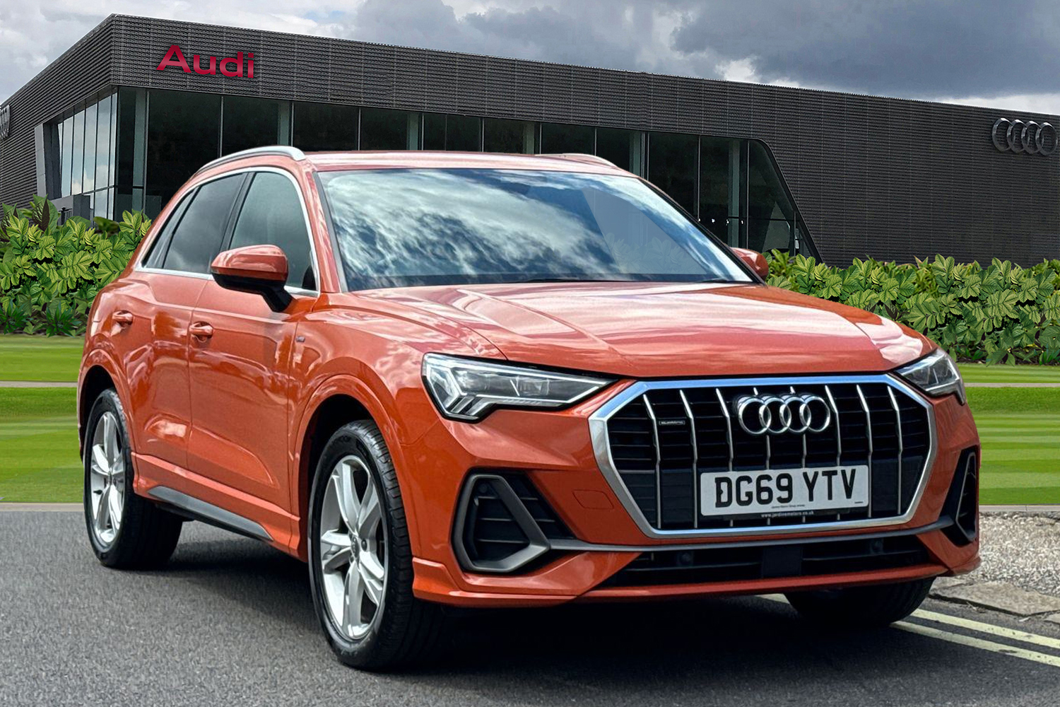 Orange Audi Q3 cars for sale | Carwow