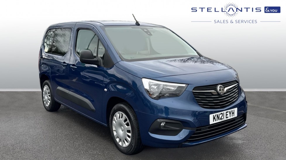 Vauxhall Combo Life review: MPV that's low on charisma, high on utility ...