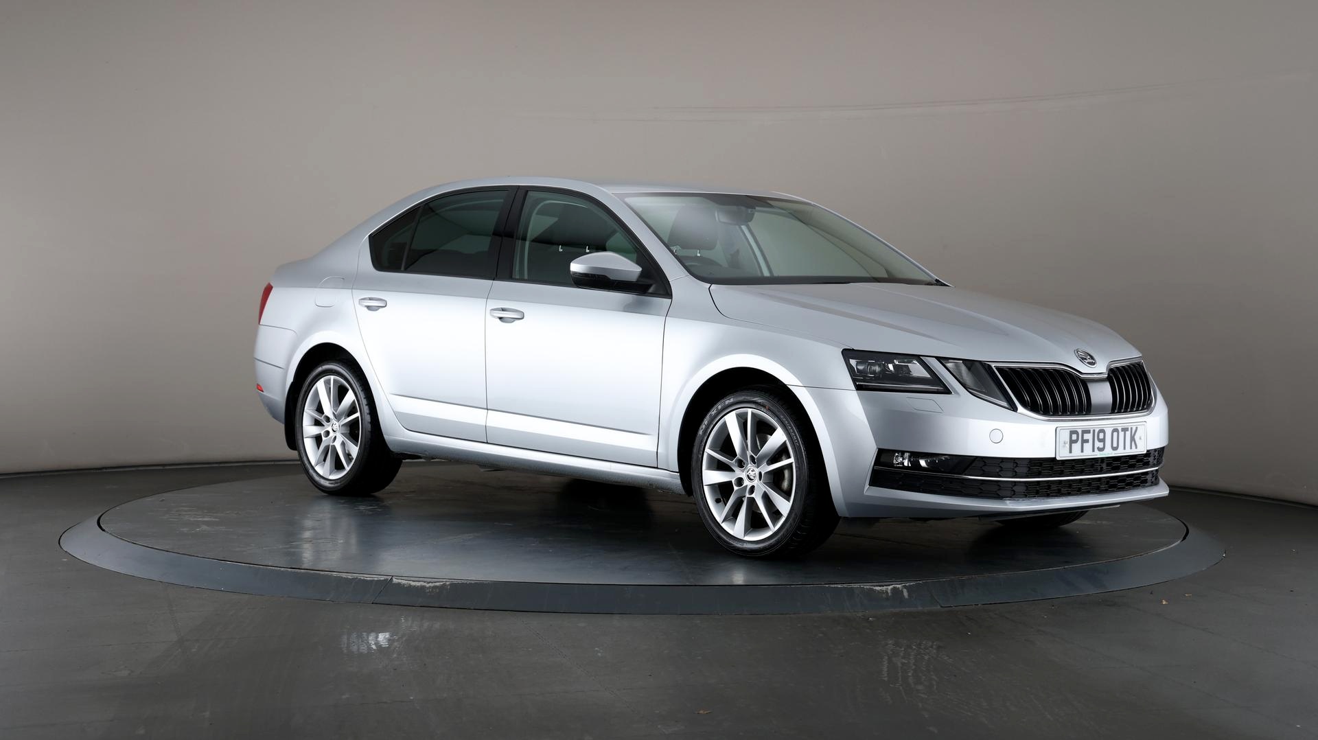 New Skoda Octavia 2024 facelift review: entry-level hatch is great ...